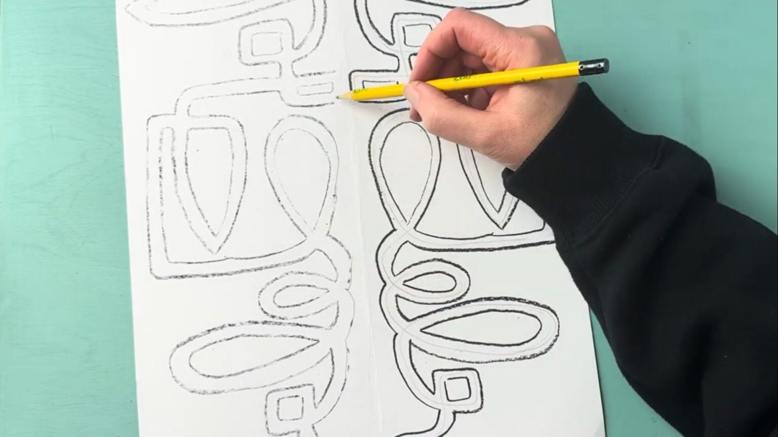 Fun and Easy St. Patrick's Day Art Project Idea: Celtic Knot Drawing ...
