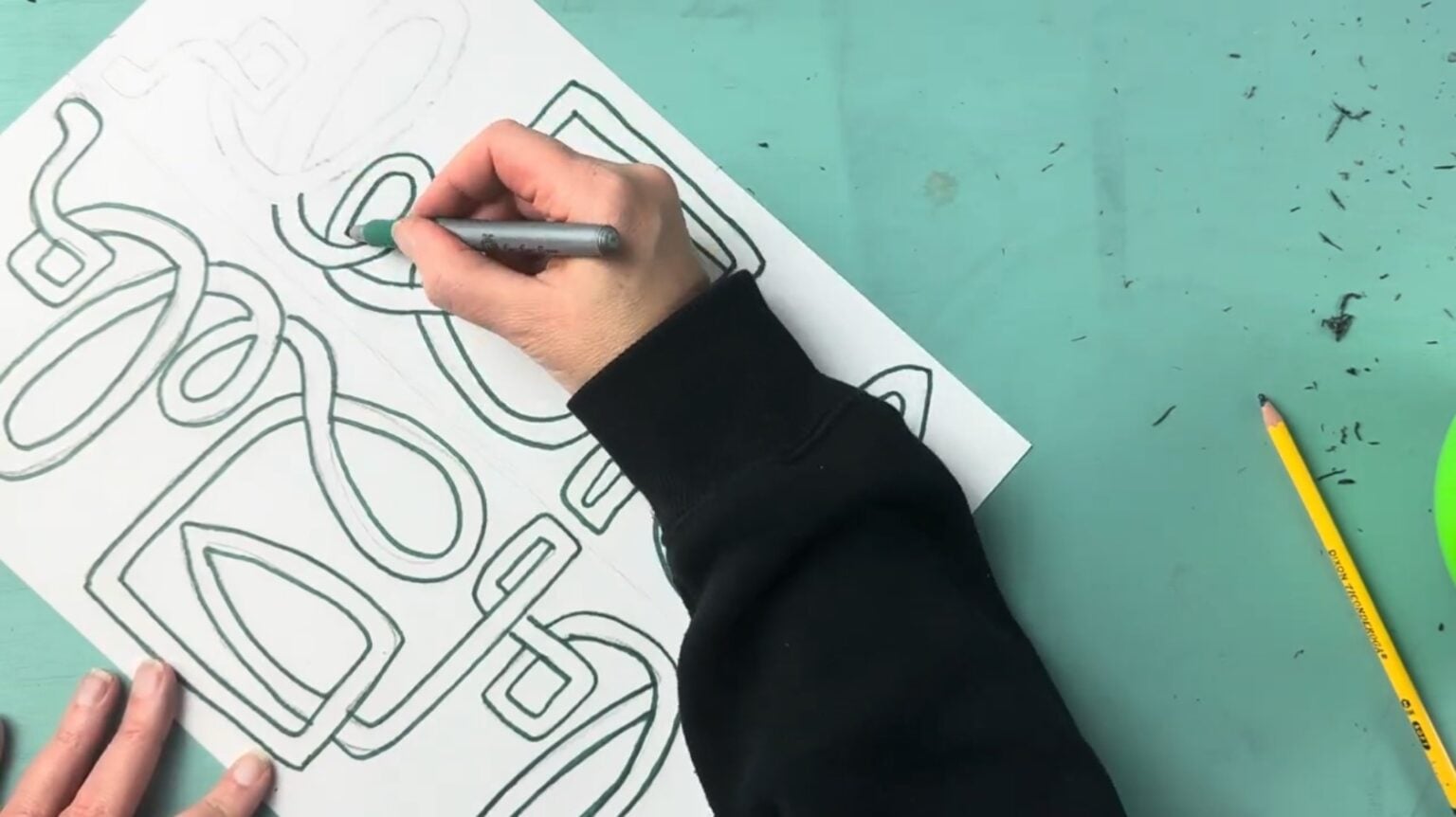 Fun and Easy St. Patrick's Day Art Project Idea: Celtic Knot Drawing ...